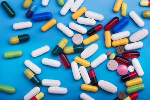 Medications to Avoid Before Dental Implant Surgery | 4M Dental Implant ...
